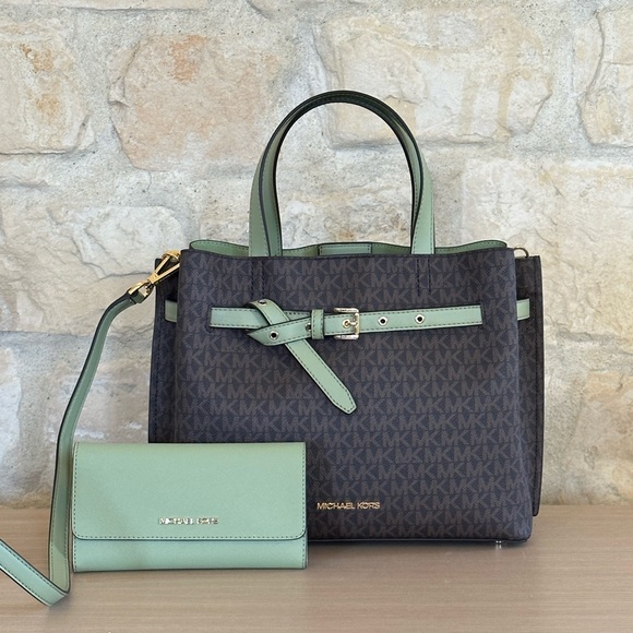 Michael Kors | Bags | Michael Kors Emilia Signature Satchelwallet Set ...